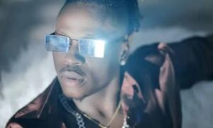 "Ashawo" Lyrics Meaning {Explained} by Fireboy - The Scoove Africa